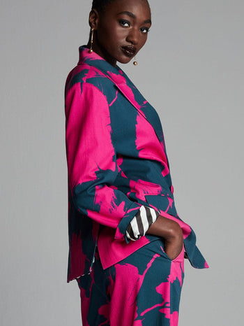 Fashion in bold colours and prints | Dare to be colourful – POM Amsterdam