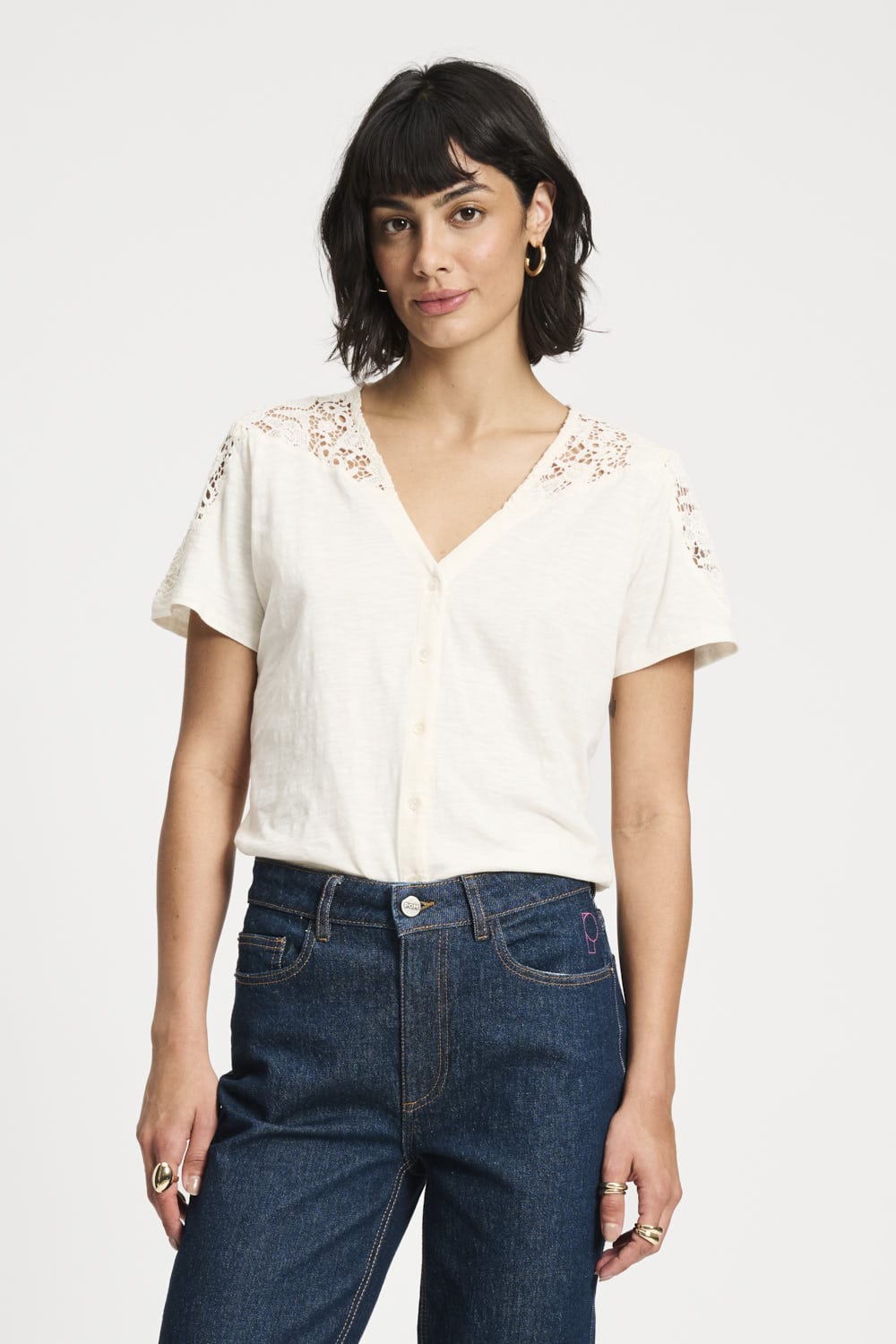 Ecru t-shirt | Ellen Ecru | Official website | POM Amsterdam